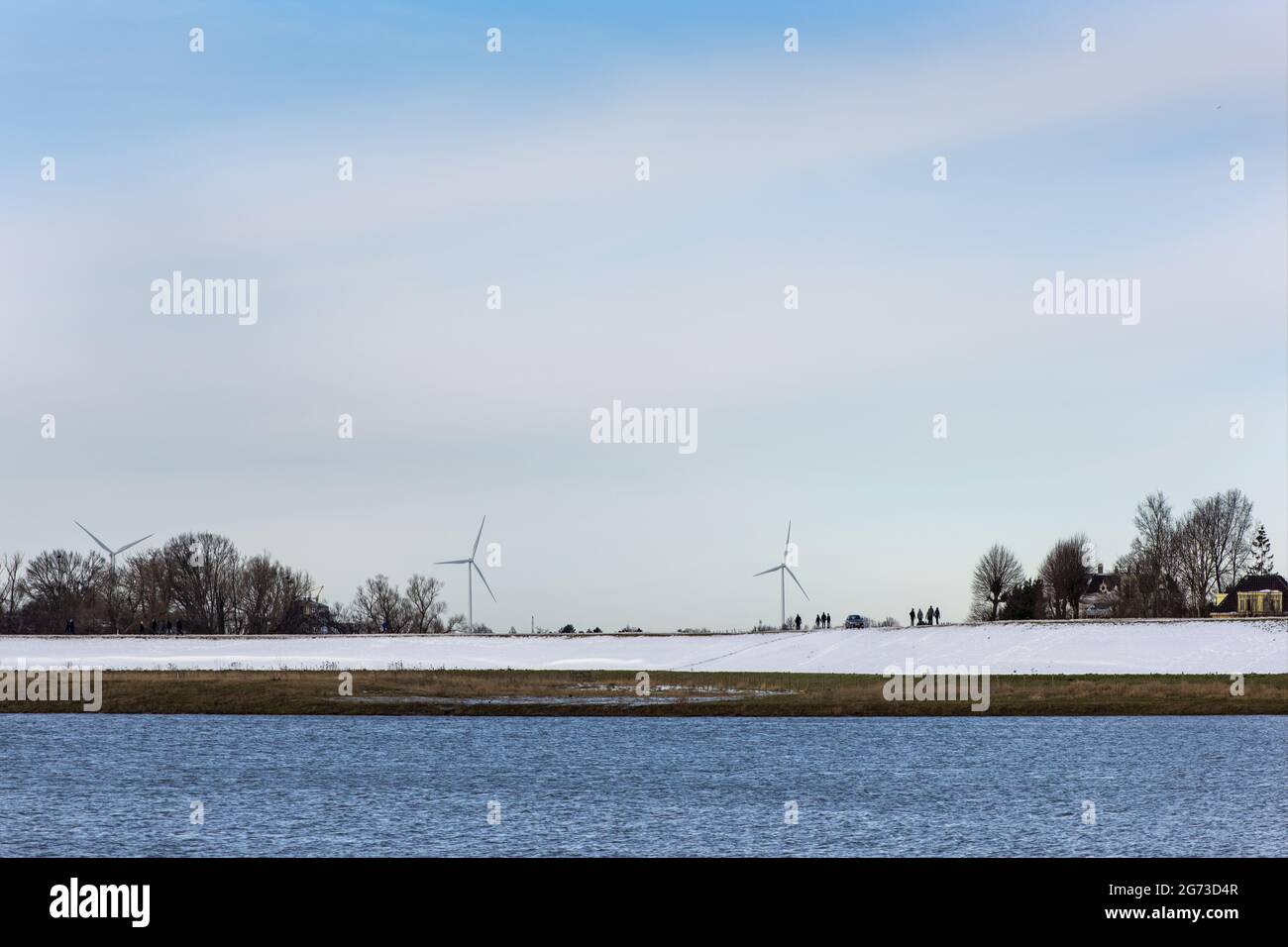 Winter lake ice silhouettes people hi-res stock photography and images ...
