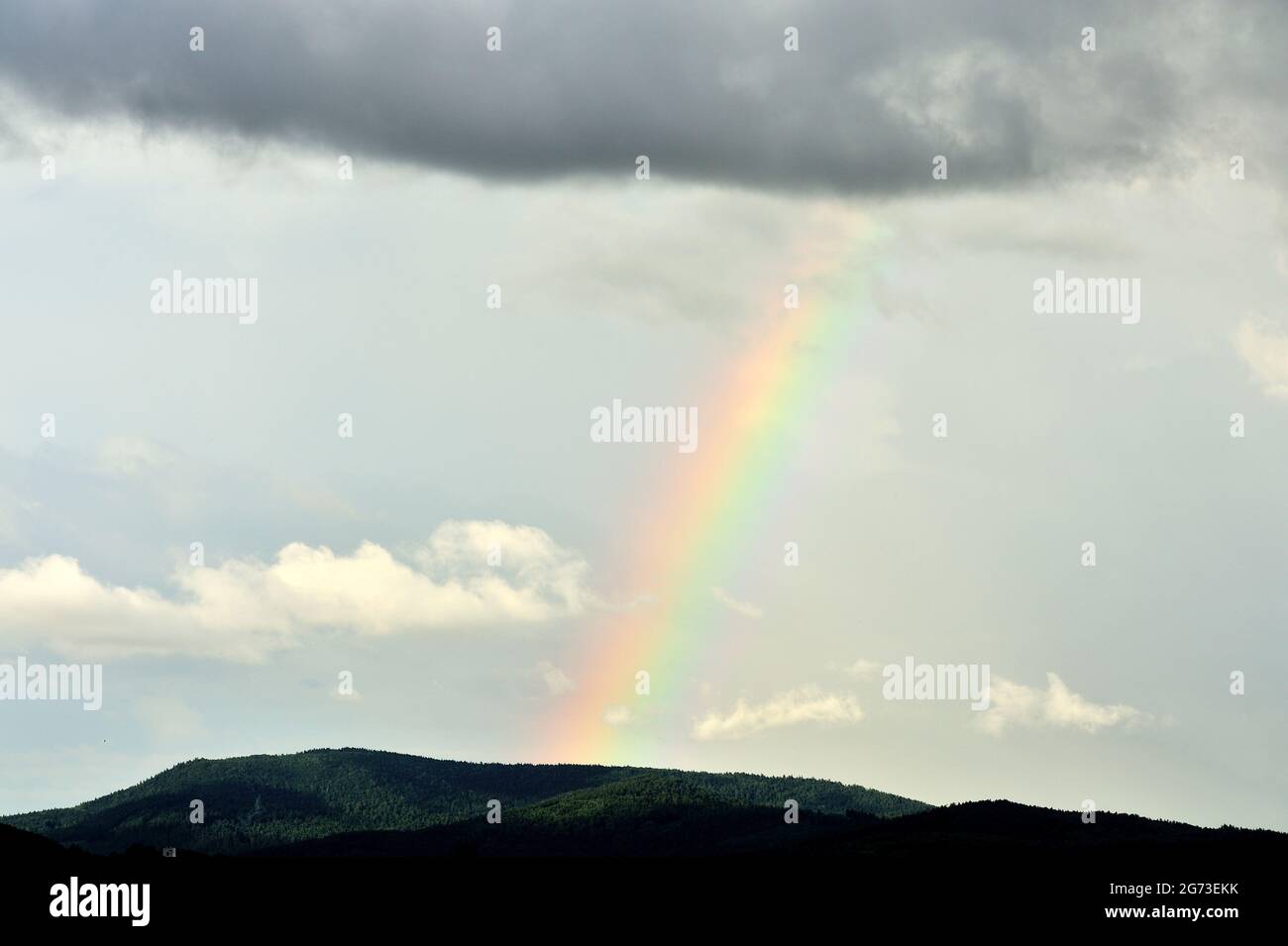 rainbow on a cloudy sky. foggy day, scenery, rainbow, climat, cumulus ...