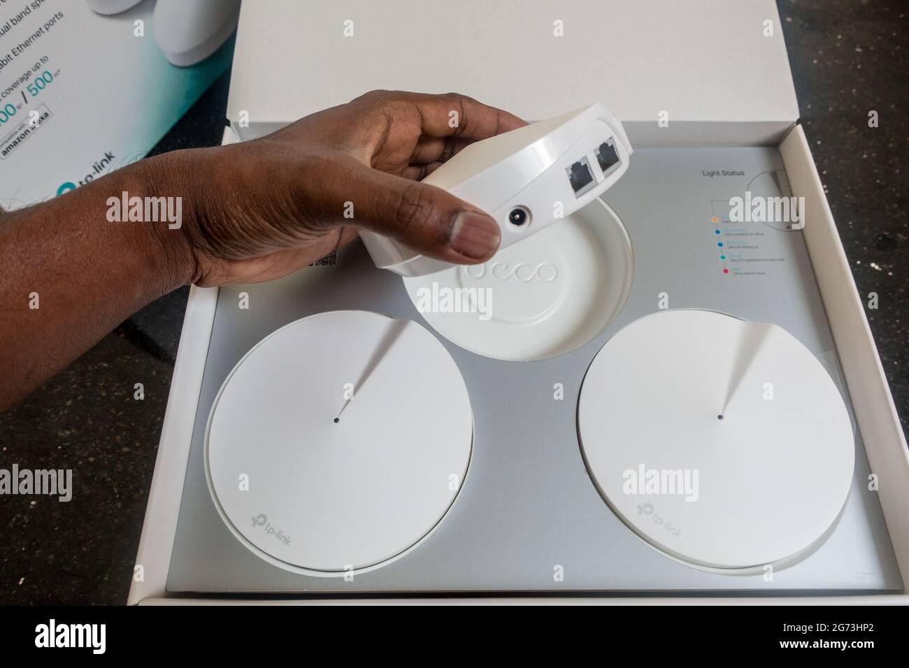 Mesh WiFi a whole home single SSID wireless internet connection device ...