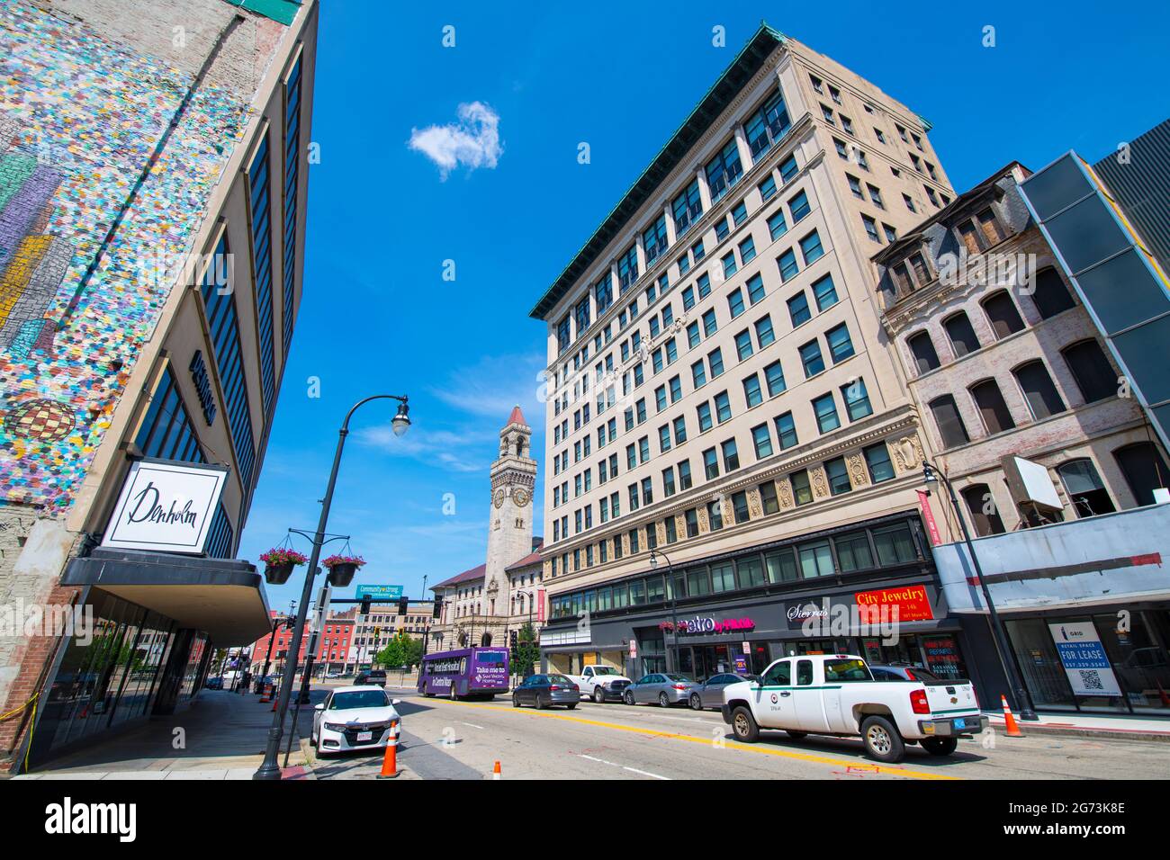 Worcester plaza hi-res stock photography and images - Alamy