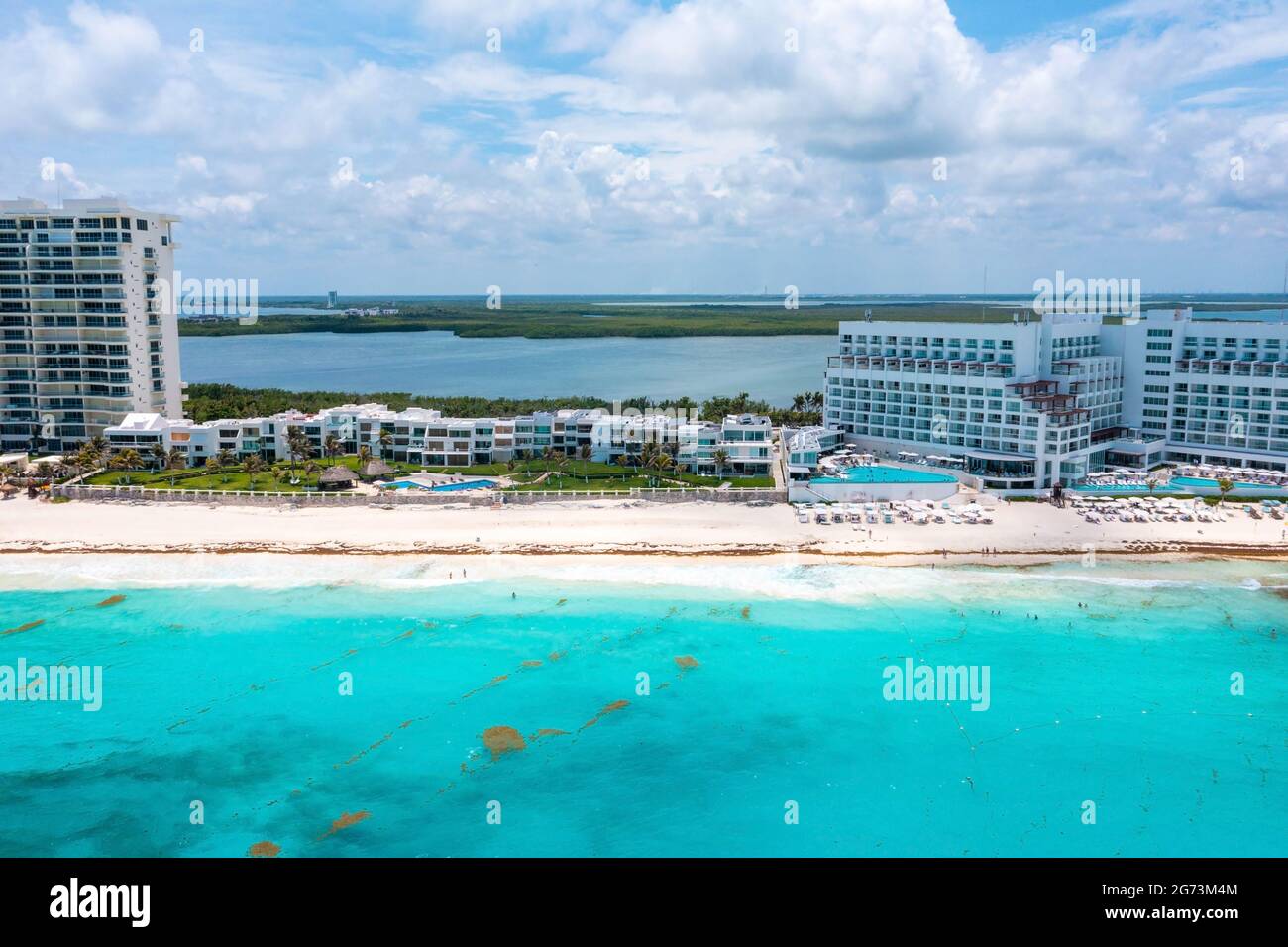 Flying over beautiful Cancun beach area. Aerial view Stock Photo - Alamy
