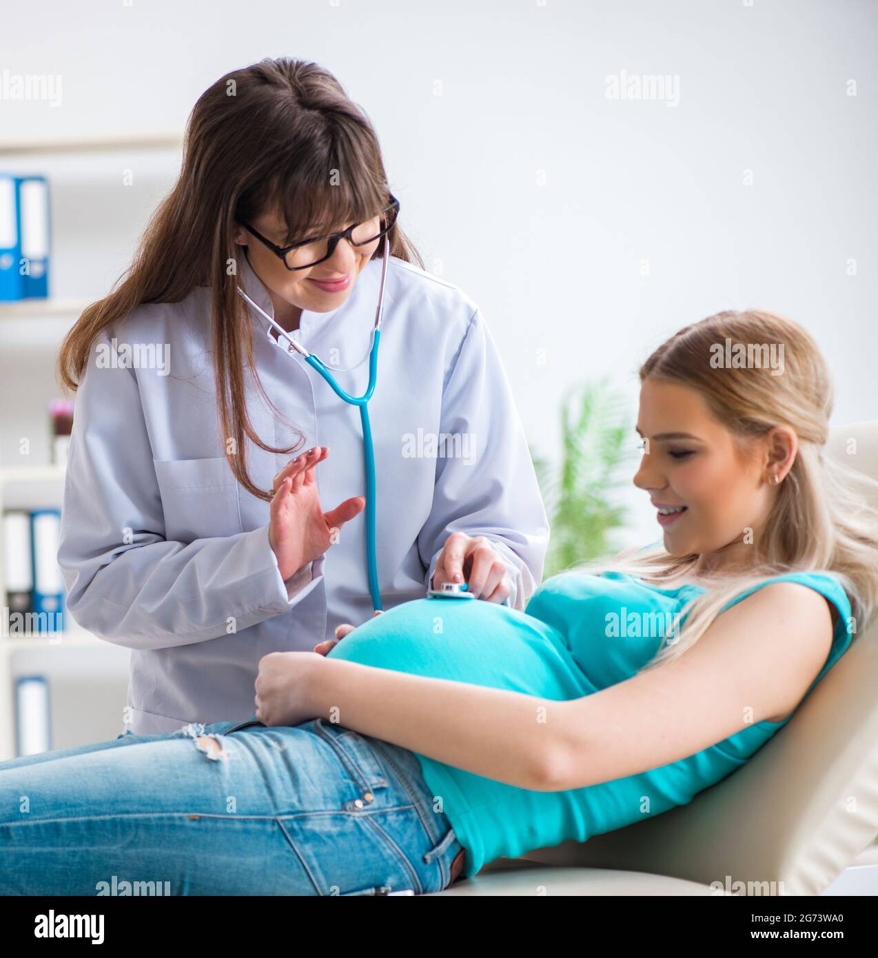The pregnant woman at regular pregnancy check-up Stock Photo - Alamy