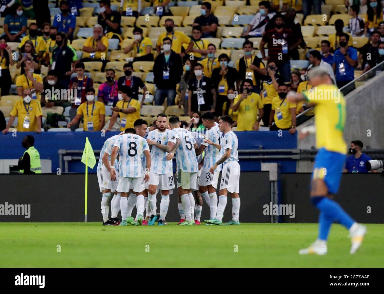 Angel di maria copa america goal hi-res stock photography and images ...