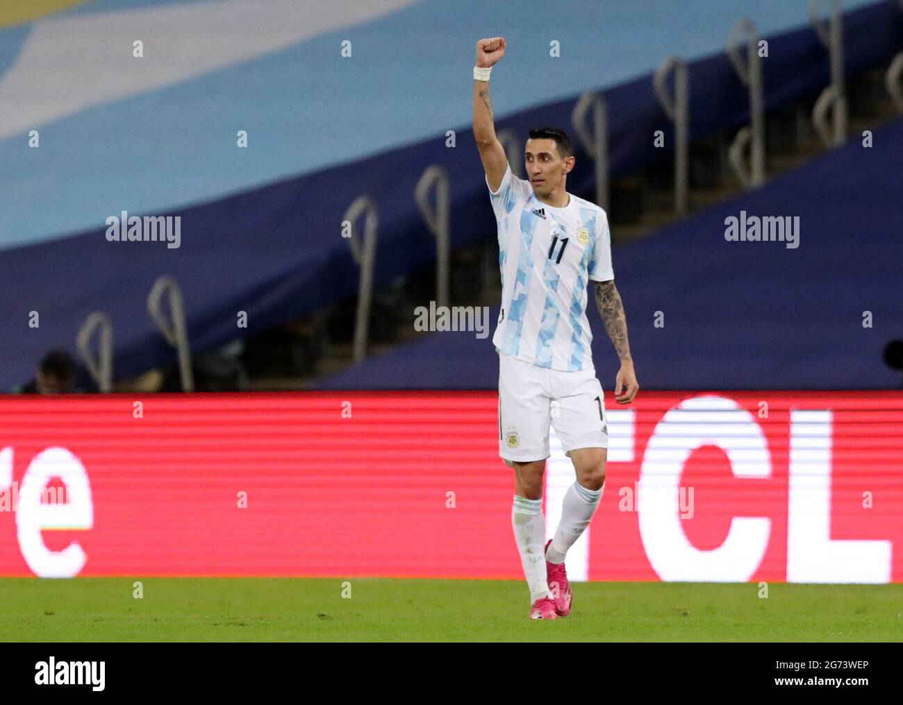 Angel di maria copa america goal hi-res stock photography and images ...