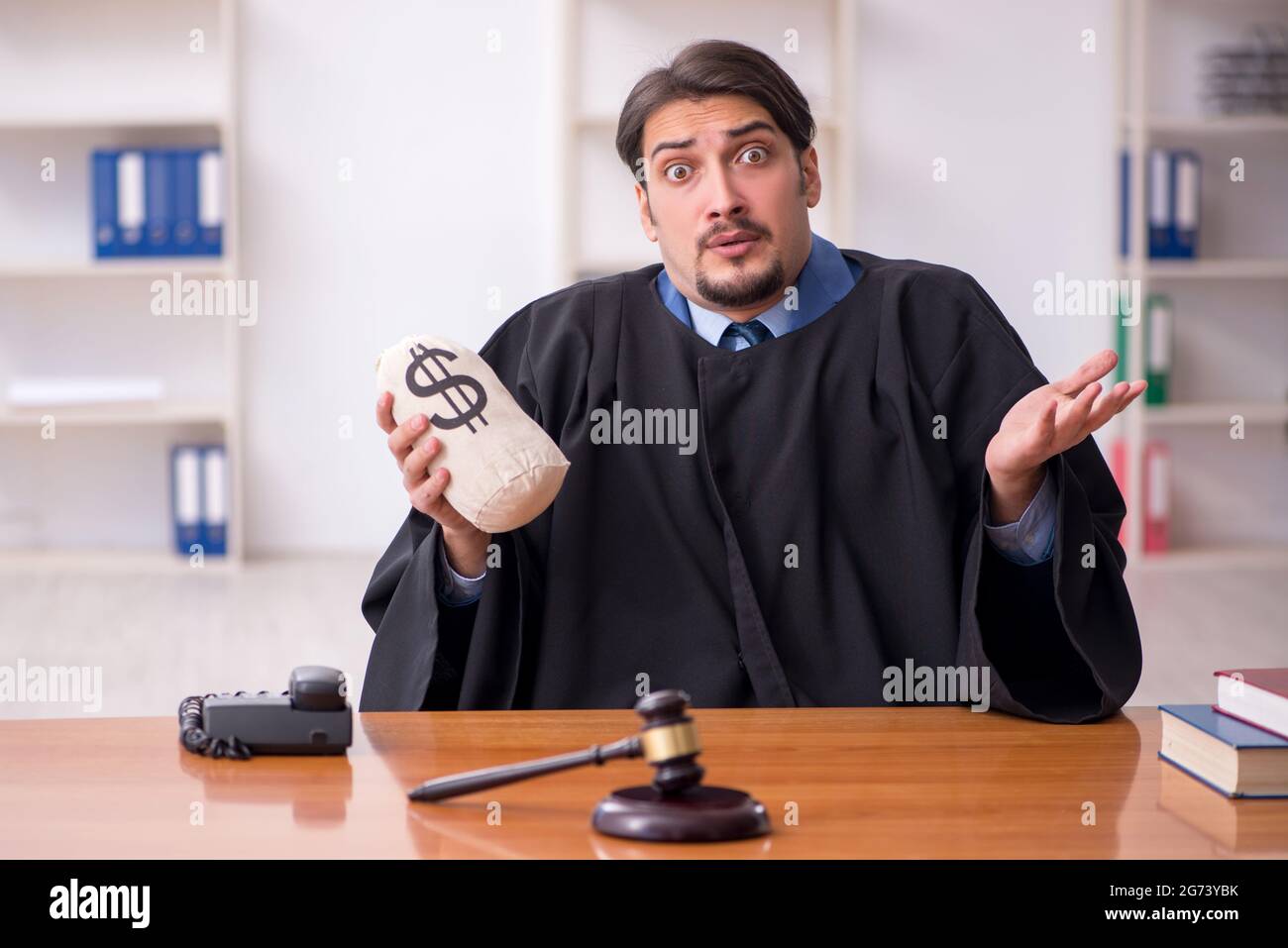 Law court disappointed hi-res stock photography and images - Alamy