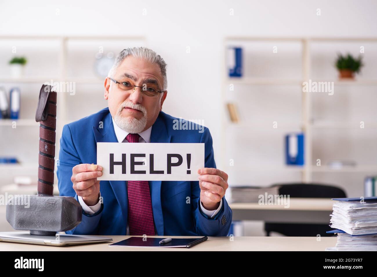 Helpless giant hi-res stock photography and images - Alamy