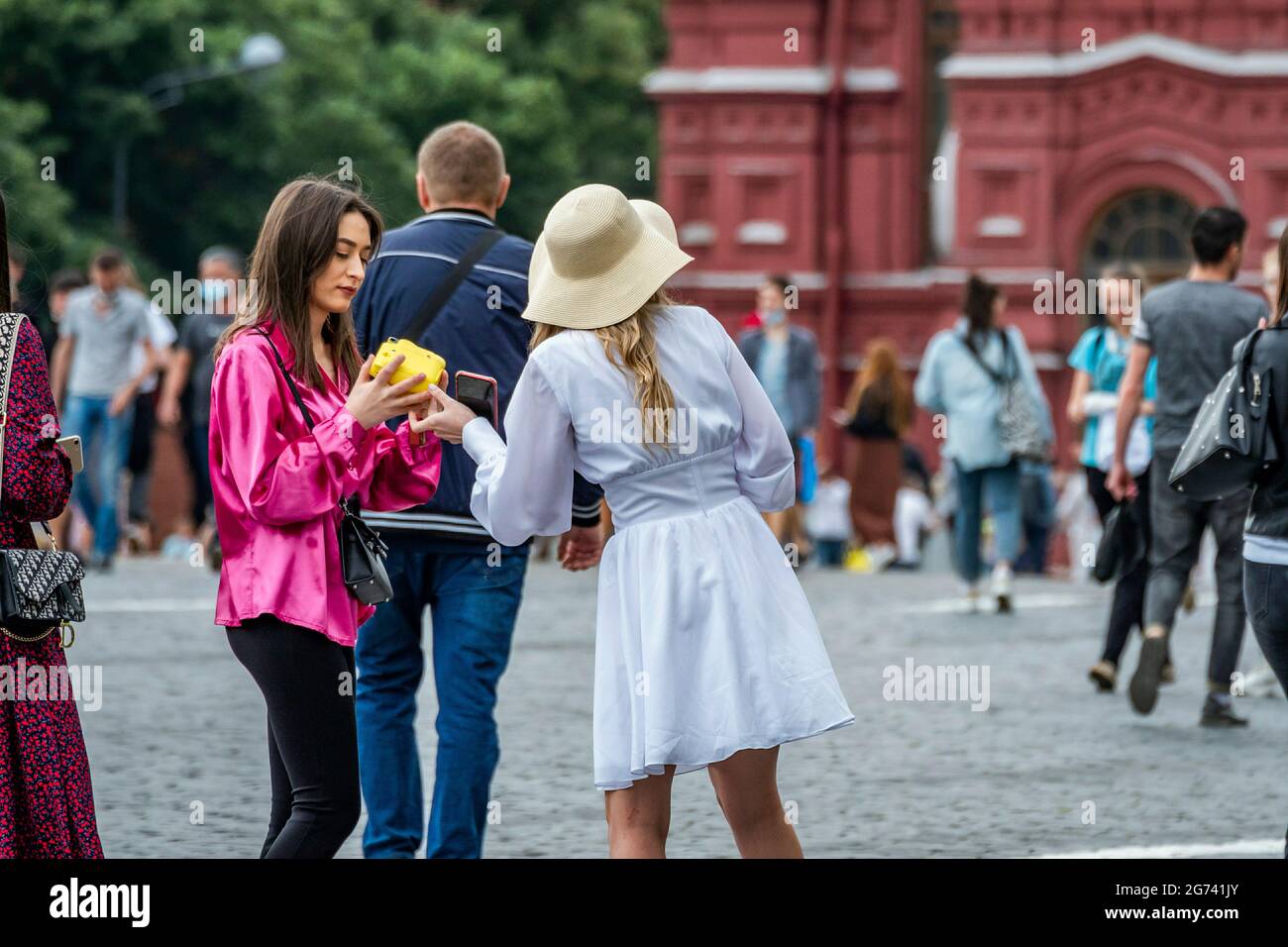 People on Red Square, Moscow, Russia Stock Photo - Alamy