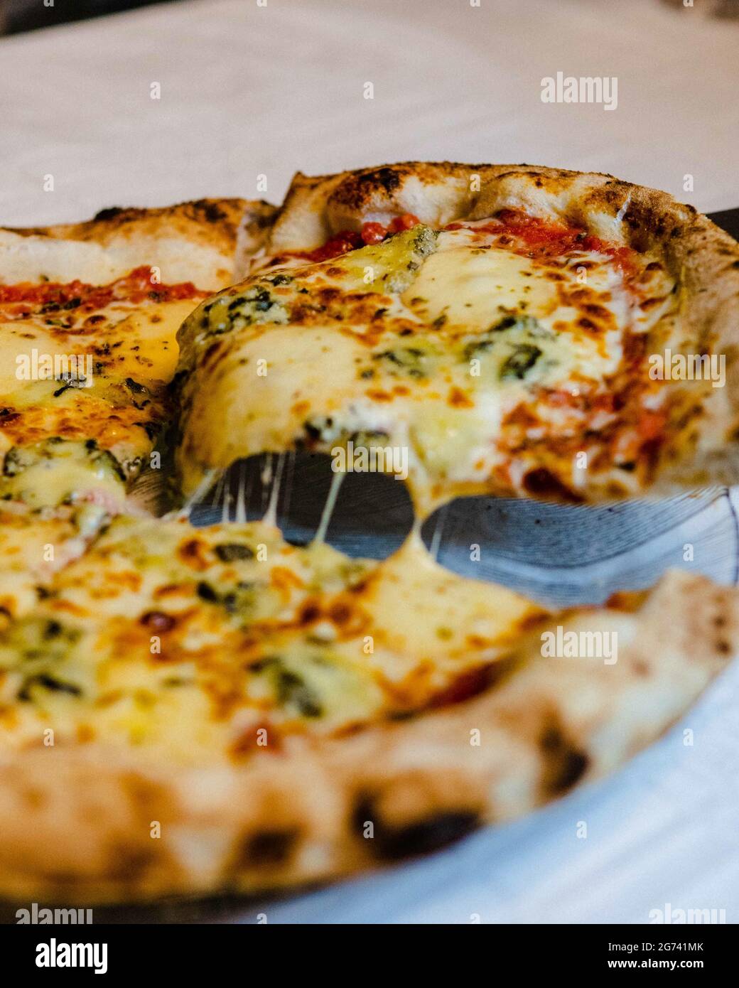 Cheese pulling hi-res stock photography and images - Alamy