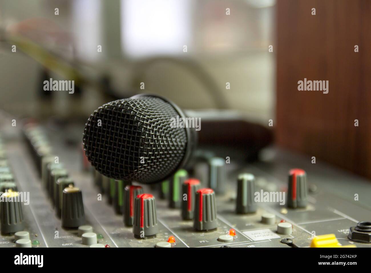 Digital video broadcast wireless microphones hi-res stock photography ...