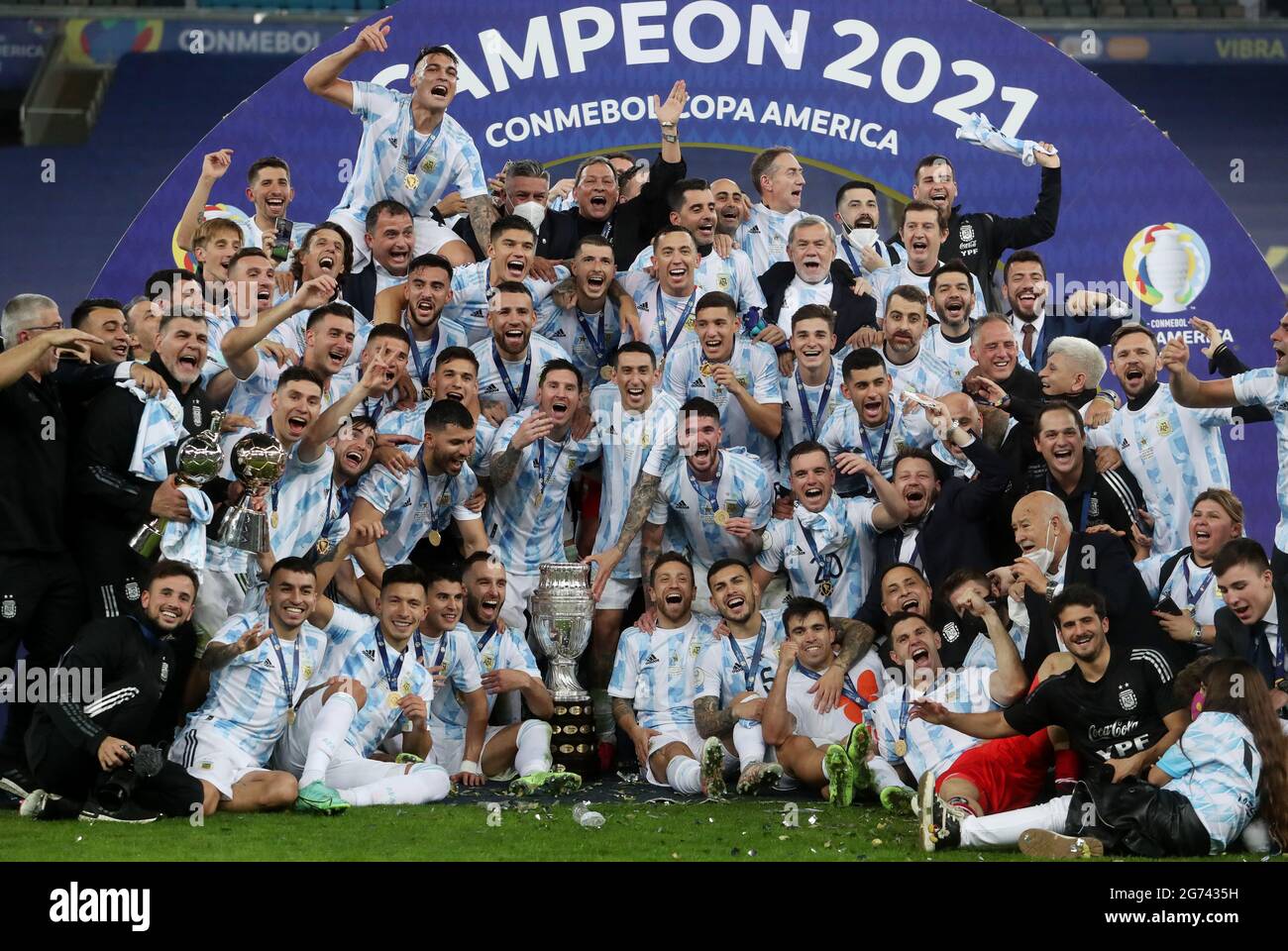 Copa america 2021 final argentina hi-res stock photography and images ...