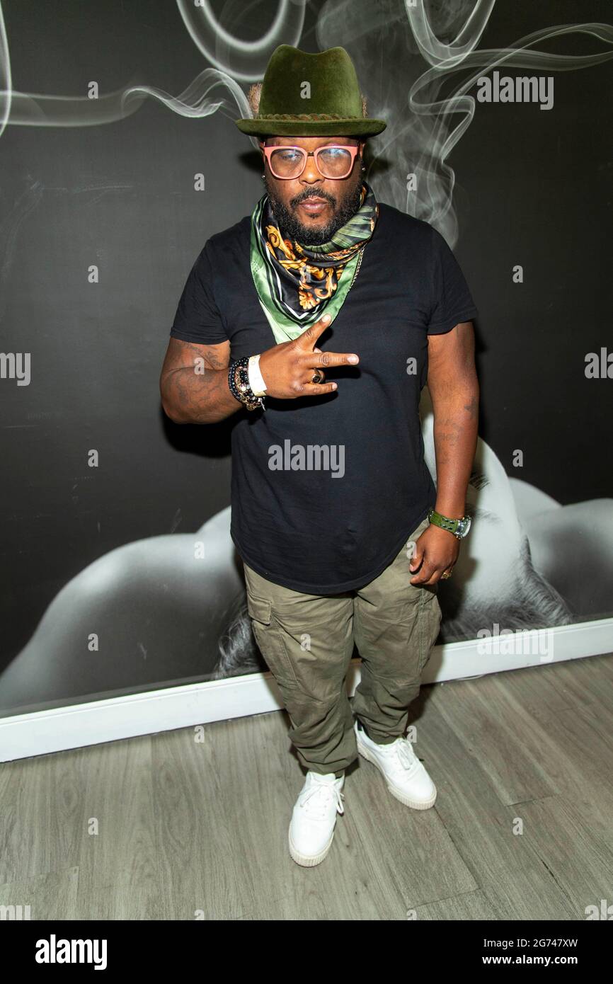 Deangelo hi-res stock photography and images - Alamy