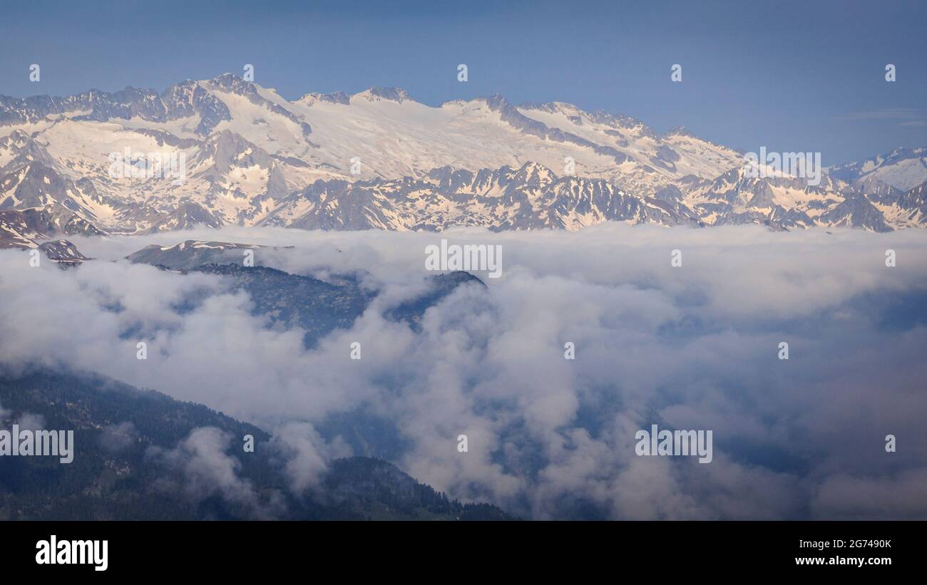 Views of Aran valley and Aneto from Baqueira (Aran Valley, Catalonia ...