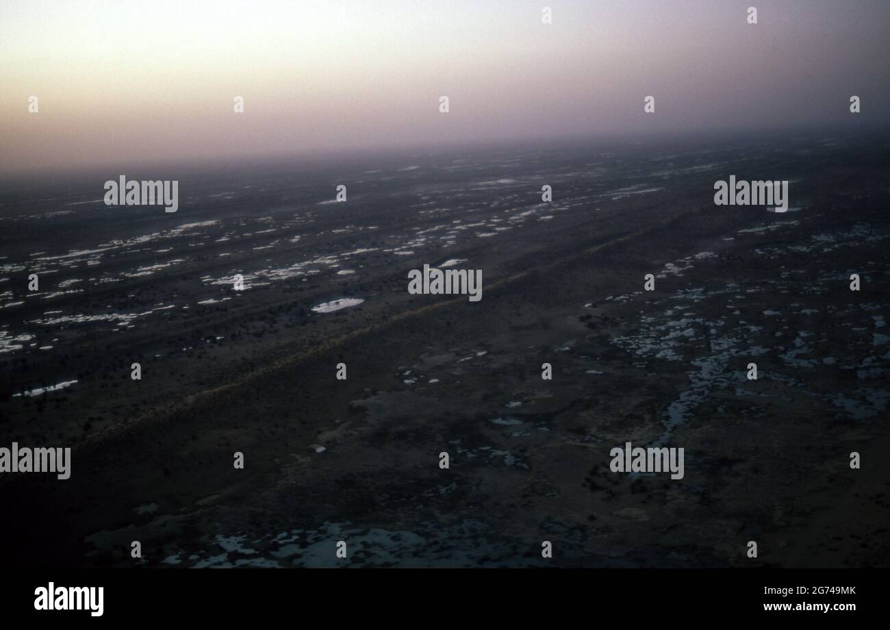 Simpson desert aerial hi-res stock photography and images - Alamy