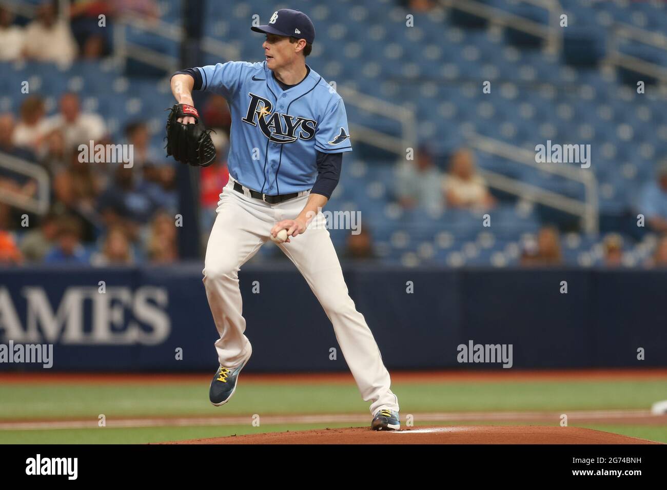St. Petersburg, FL. USA; Tampa Bay Rays starting pitcher Ryan Yarbrough ...