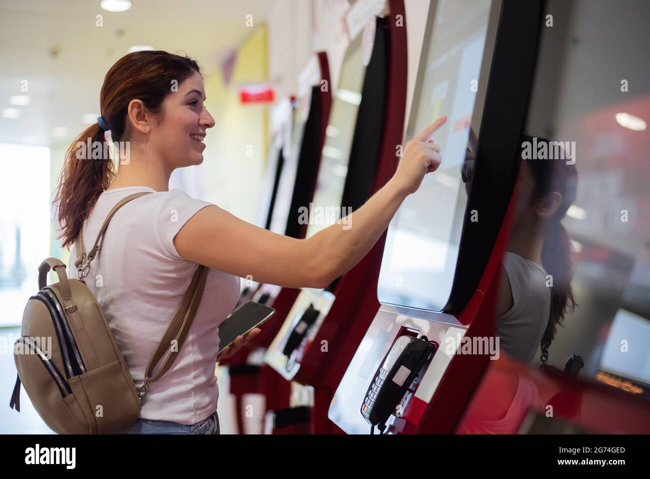 Information desk at mall hi-res stock photography and images - Alamy