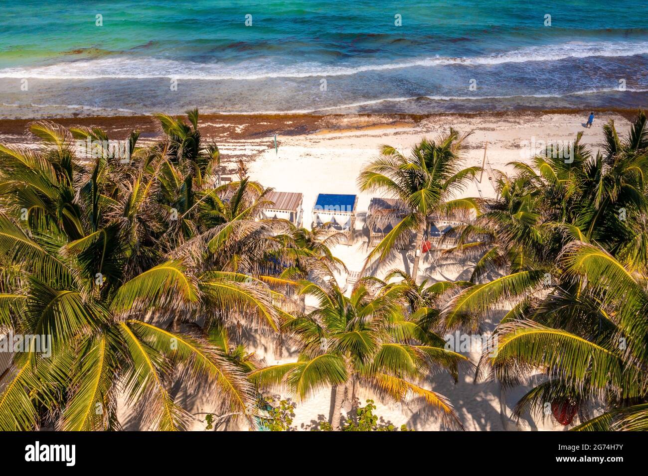 Small huts hi-res stock photography and images - Alamy