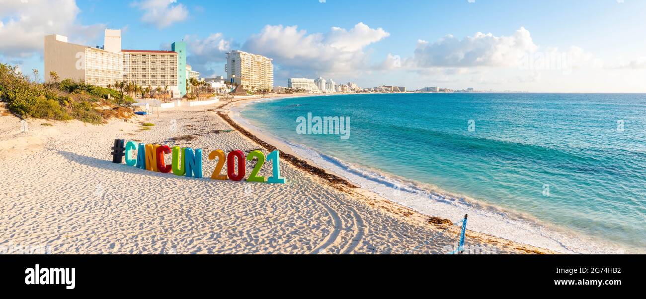 Cancun sign hi-res stock photography and images - Alamy