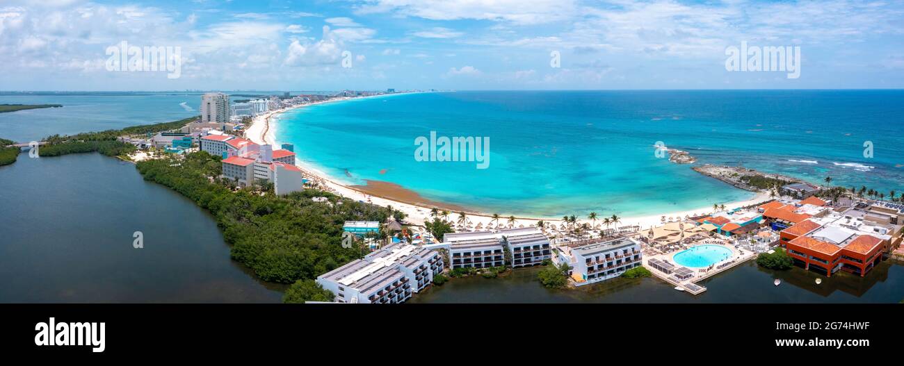 Beautiful cancun hi-res stock photography and images - Alamy