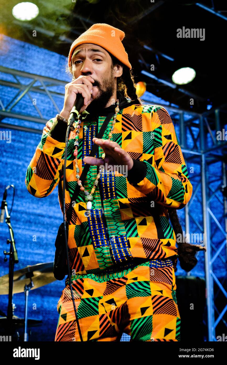 Cali p singer hi-res stock photography and images - Alamy