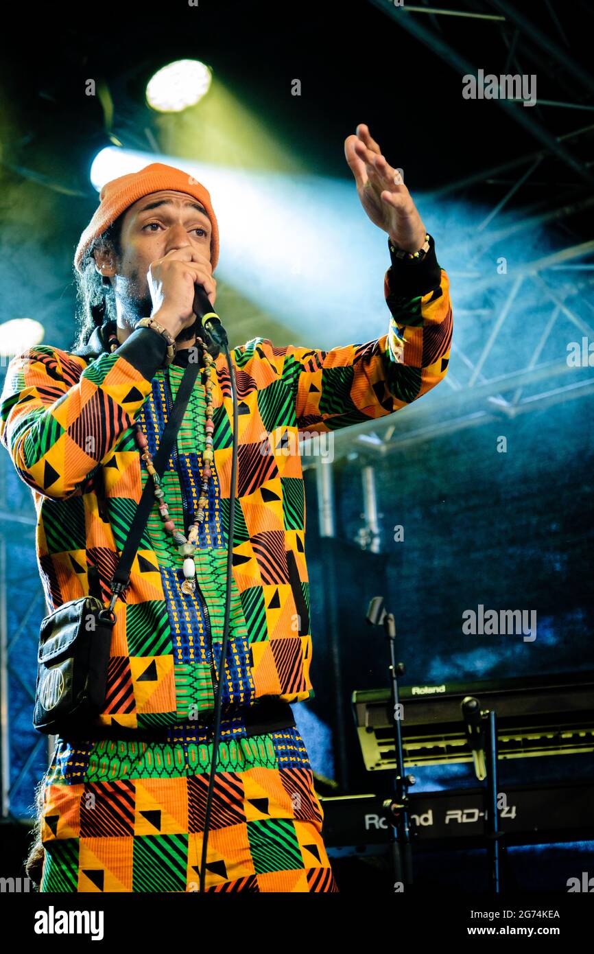 Cali p singer hi-res stock photography and images - Alamy