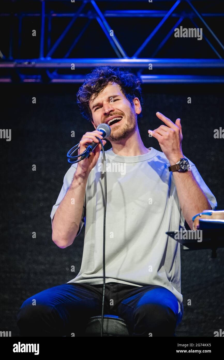 James gruntz hi-res stock photography and images - Alamy