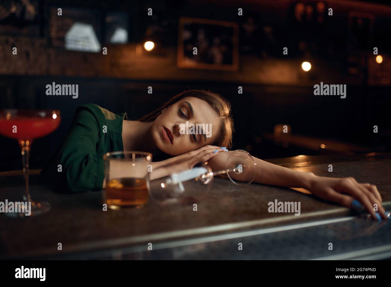 Woman Sitting Alone Bar Cocktail High Resolution Stock Photography and ...