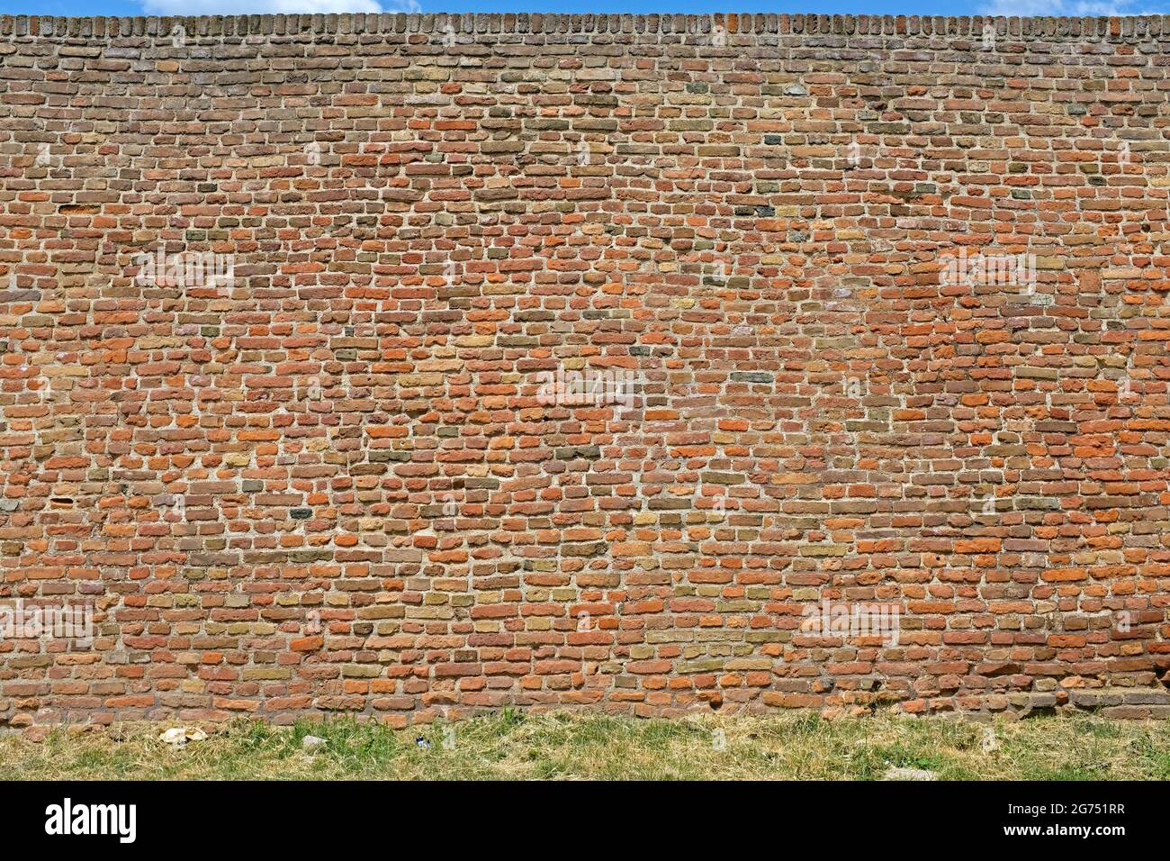 Old and big medieval bricks wall structure Stock Photo - Alamy