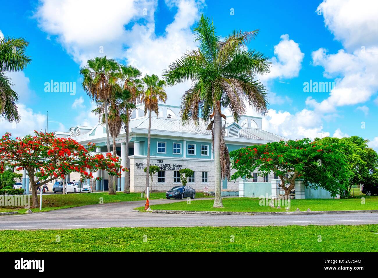Building exterior and facade hi-res stock photography and images - Alamy