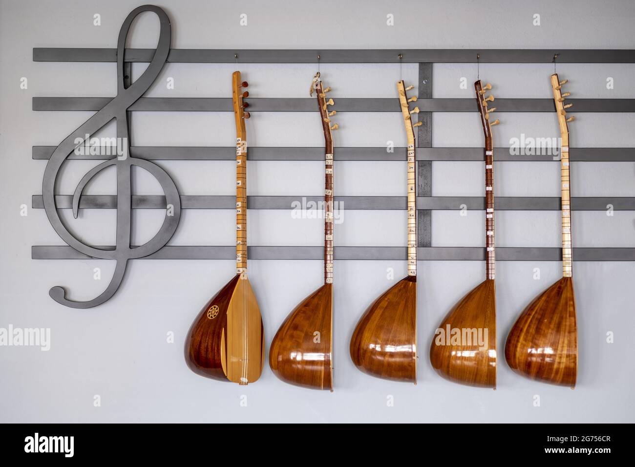 Baglamas instrument hi-res stock photography and images - Alamy