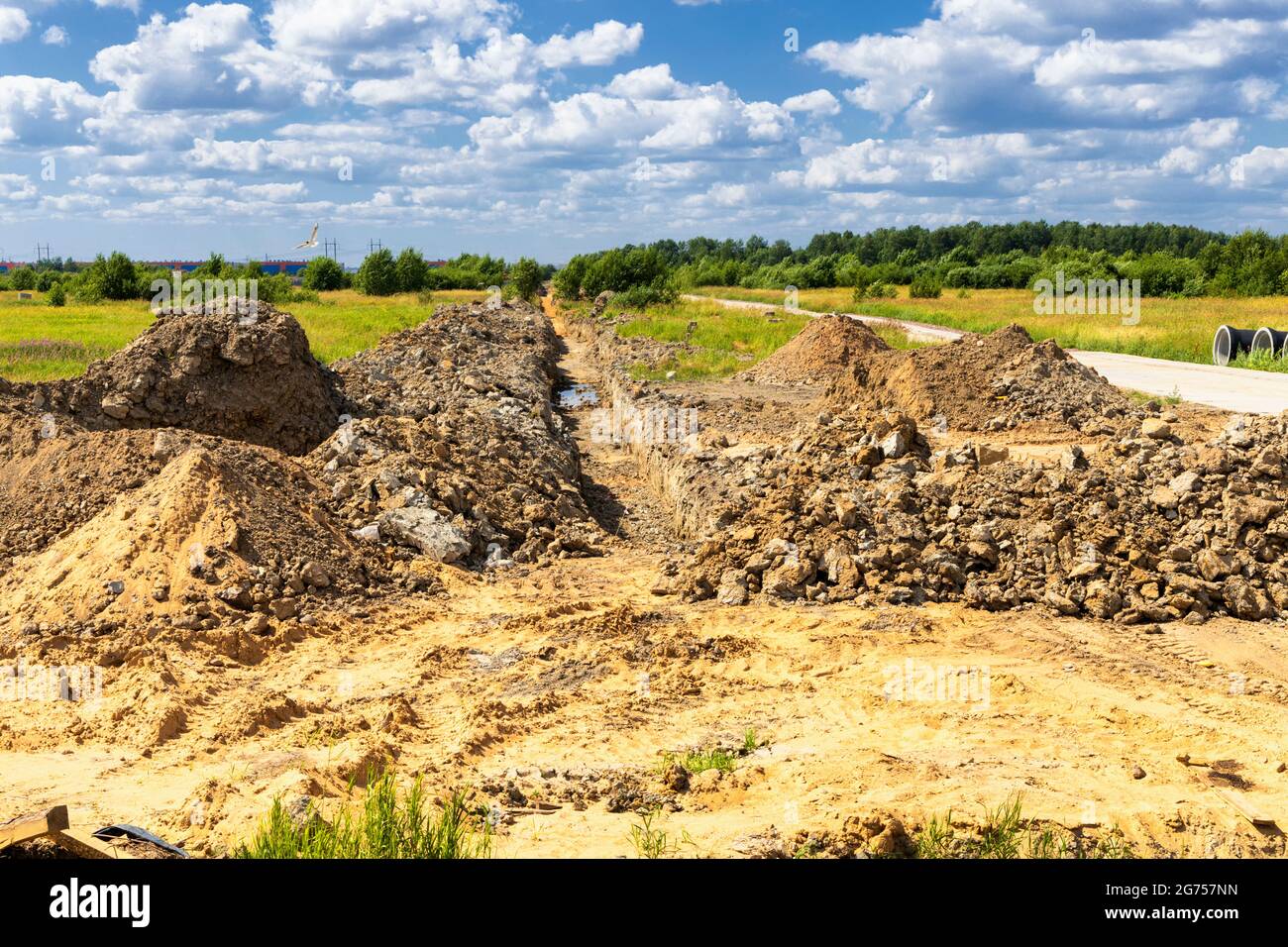Trench texture hi-res stock photography and images - Alamy