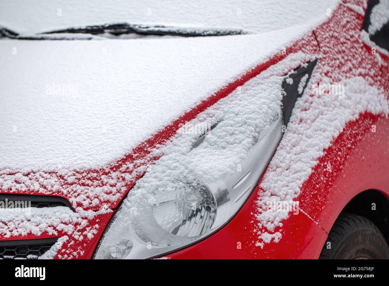 Car hood cover hi-res stock photography and images - Alamy