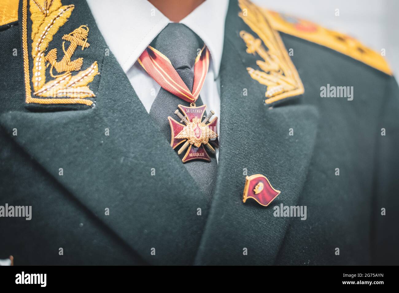 Soviet soldier uniform ww2 hi-res stock photography and images - Alamy