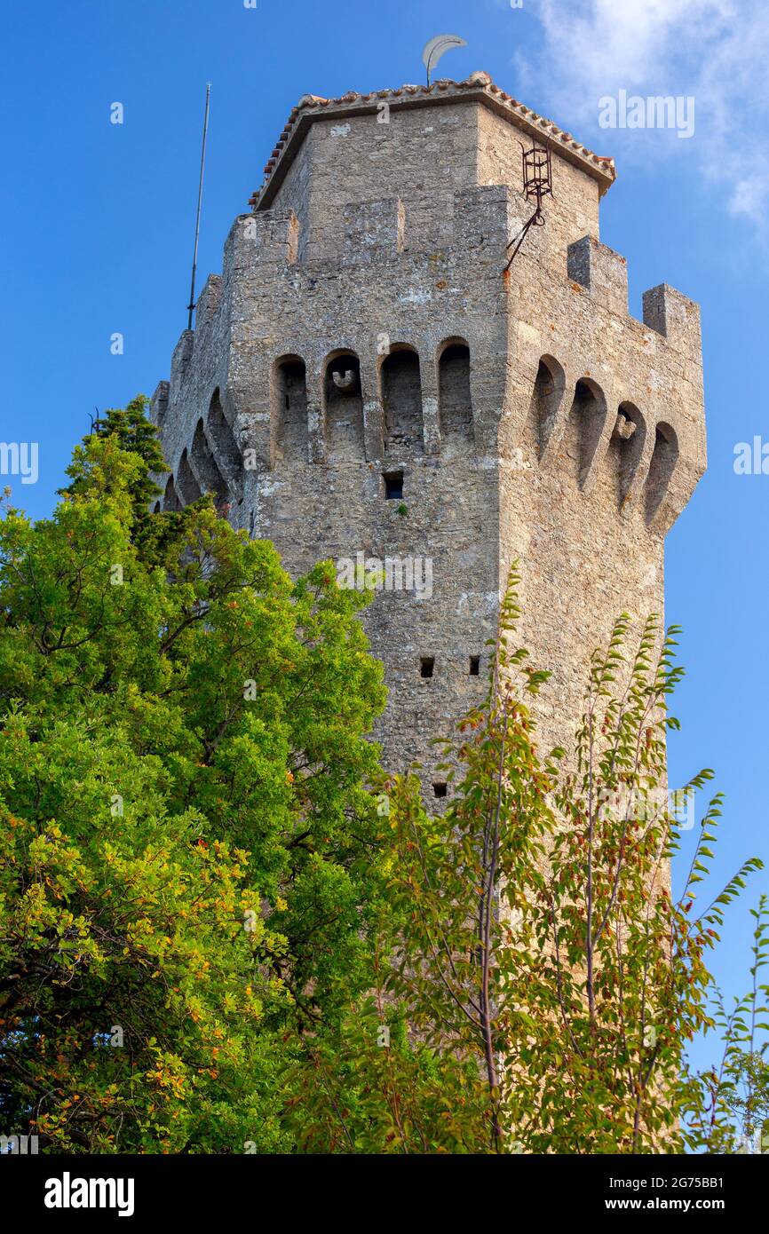 Scenic view of old medieval towers over the valley in the early morning ...