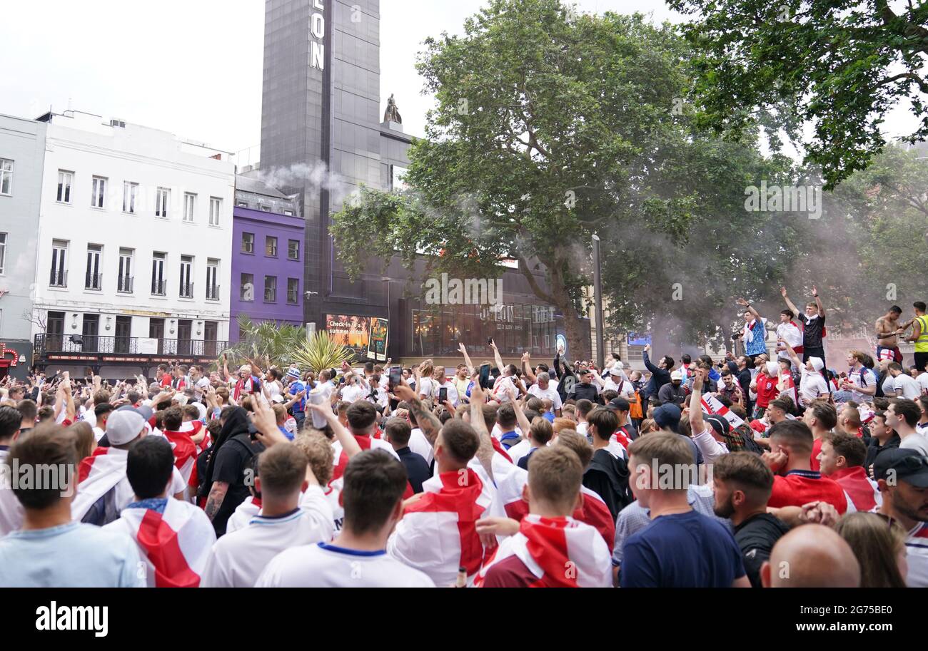 Football pa2021 hi-res stock photography and images - Alamy