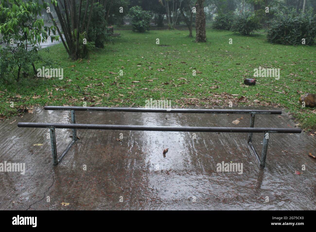 Beautiful shot bench in hi-res stock photography and images - Alamy