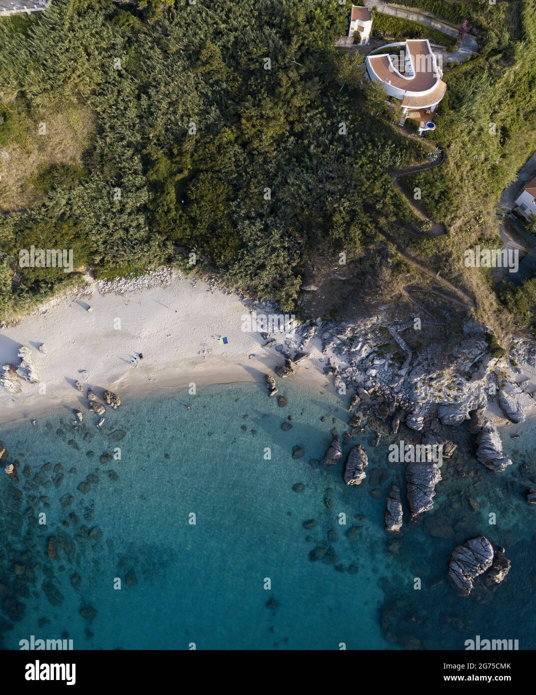 Aerial view of a beach and umbrellas. Tropea, Calabria, Italy ...
