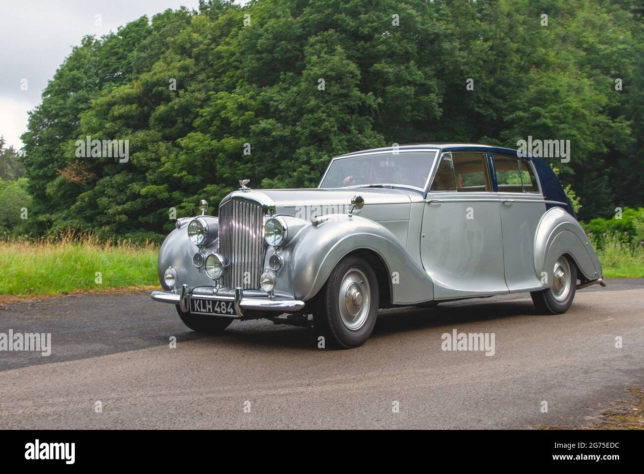 1949 40s post war Bentley 4dr sedan 4250 cc petrol en-route KLMC The ...