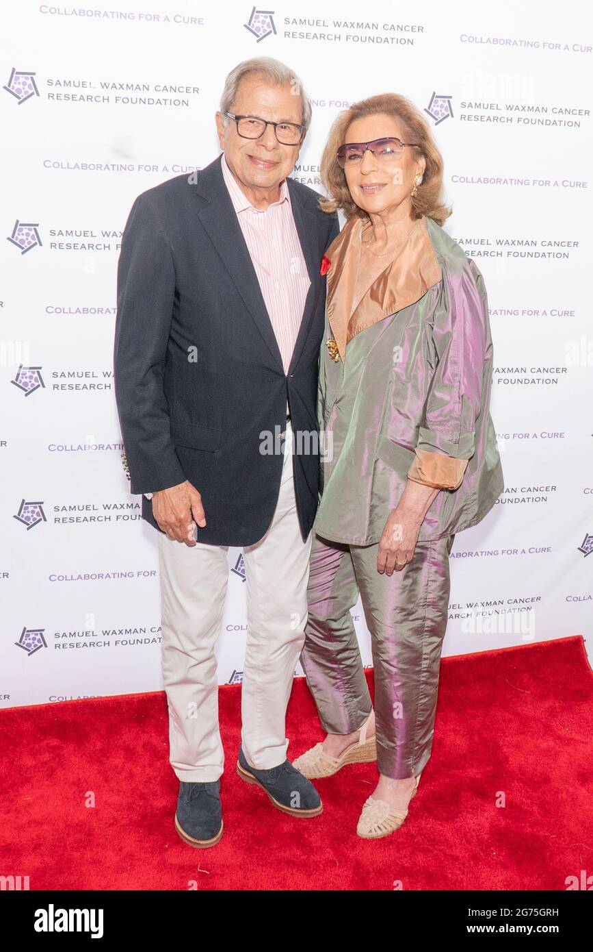Dr Samuel Waxman and Marion Waxman attend the Samuel Waxman Cancer ...