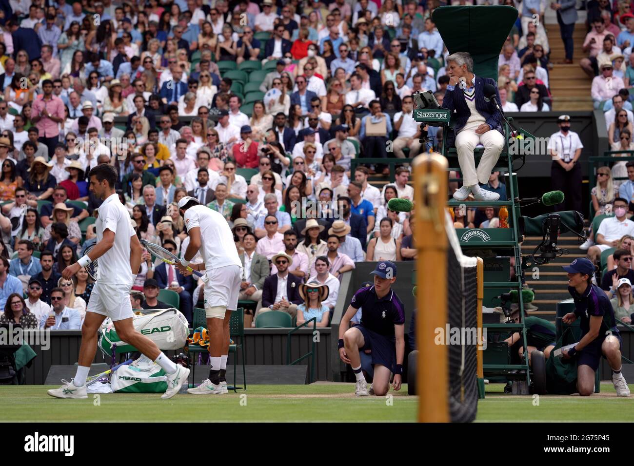 Umpire Marija Cicak in the chair during the Gentlemen's Singles final ...