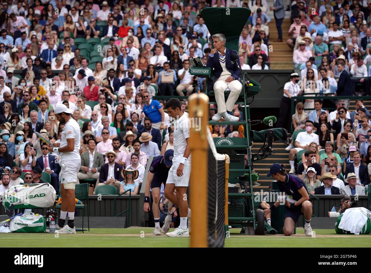 Umpire Marija Cicak in the chair during the Gentlemen's Singles final ...