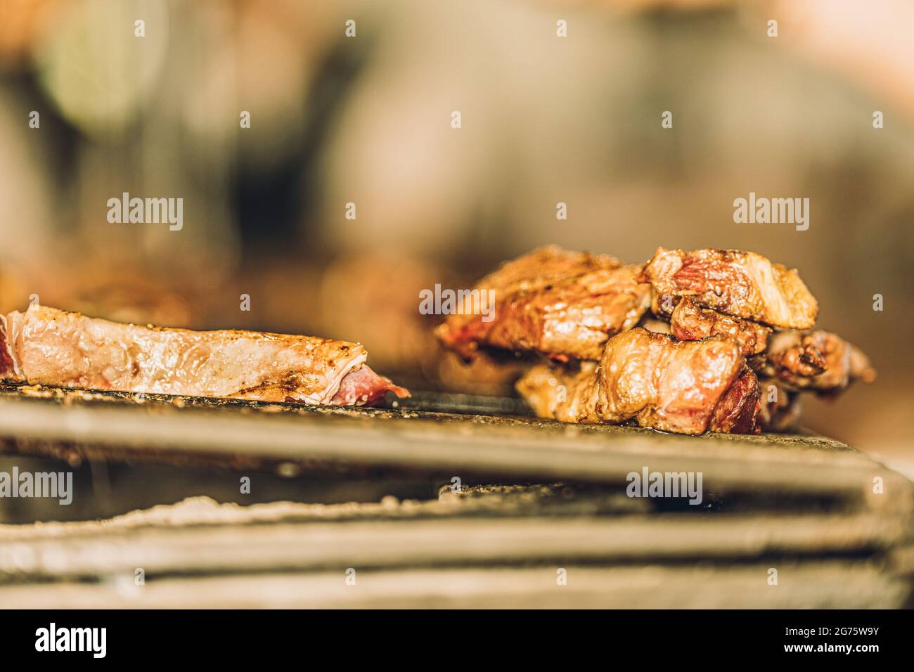 Close up chef cooking meat hi-res stock photography and images - Alamy