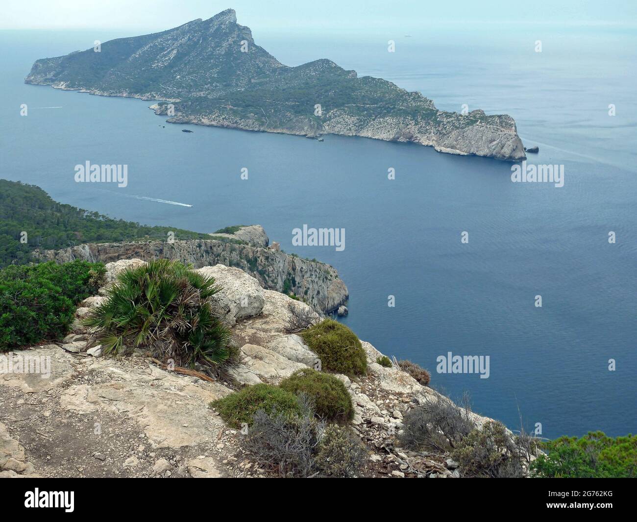 Dragonera canal hi-res stock photography and images - Alamy