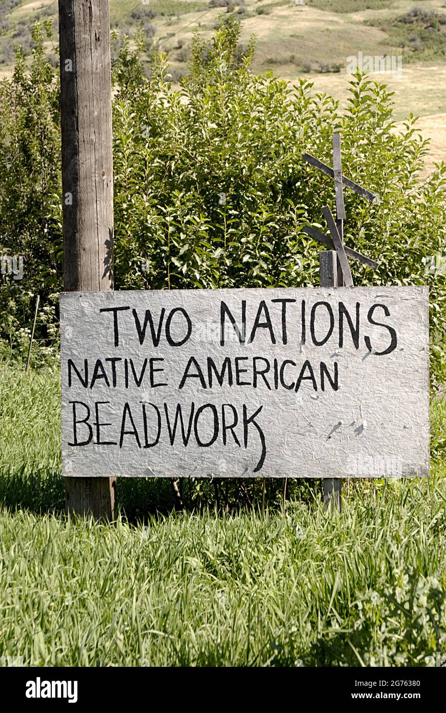 SWEETWATER / IDAHO STATE/ USA Tow nations Native American beadwork ...