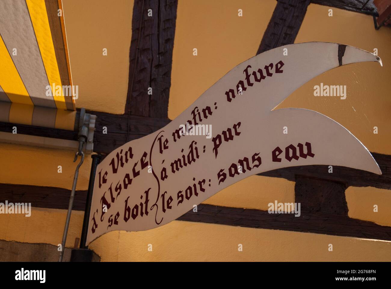 Aphorism sign hi-res stock photography and images - Alamy
