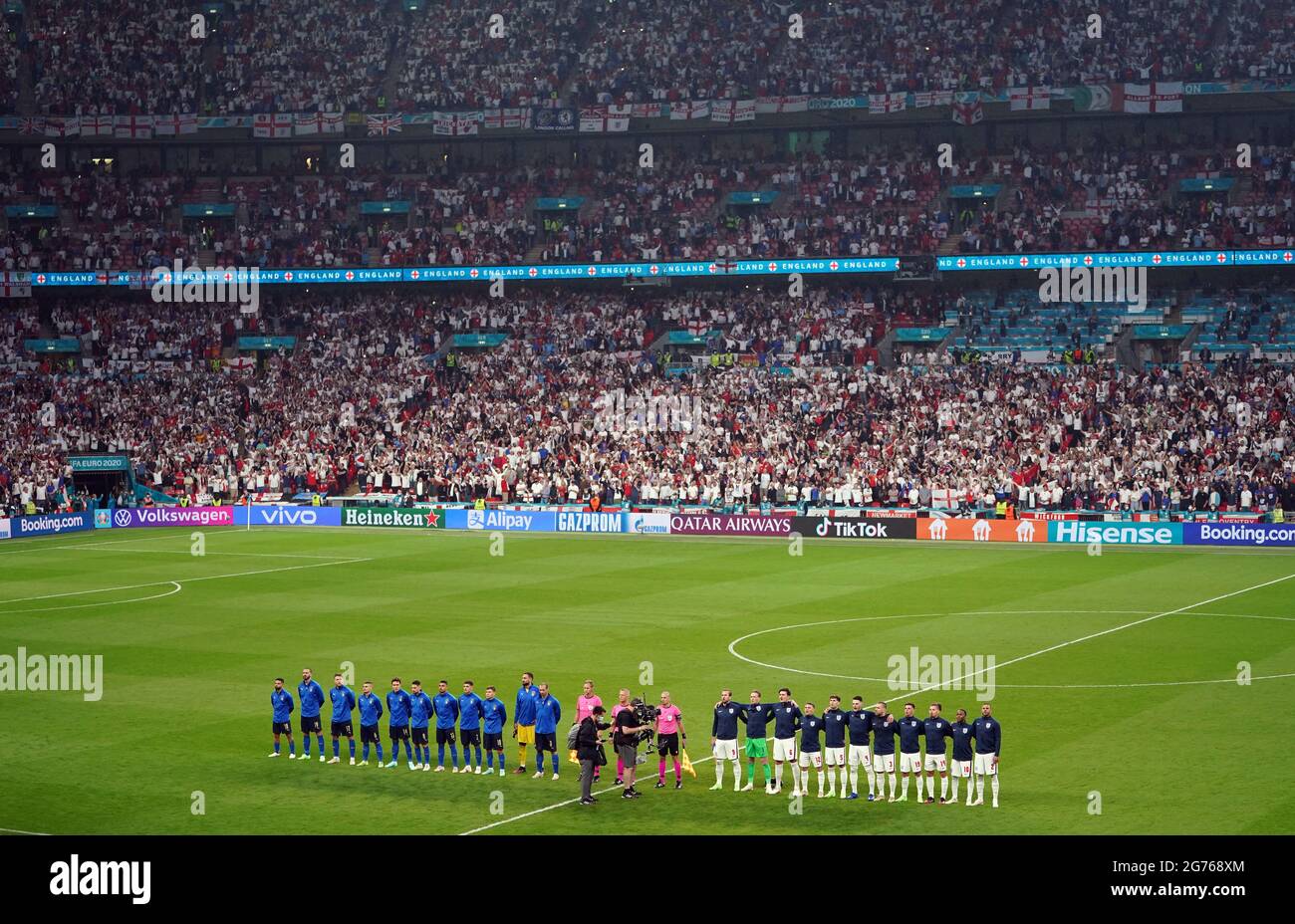 Italy and England players line up ahead of the UEFA Euro 2020 Final at ...