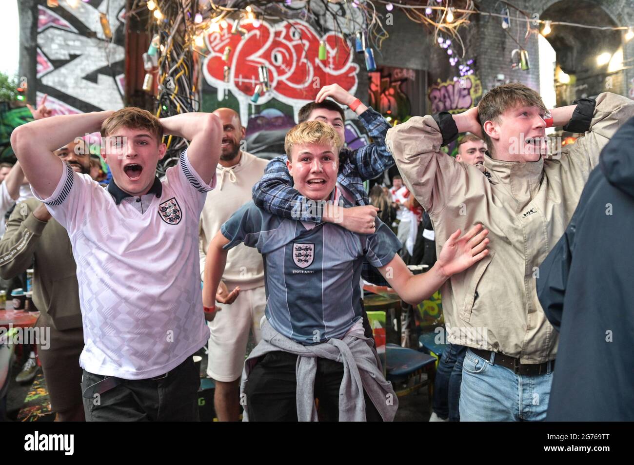Digbeth Birmingham Uk July 11th 2021 England Football Fans Celebrate