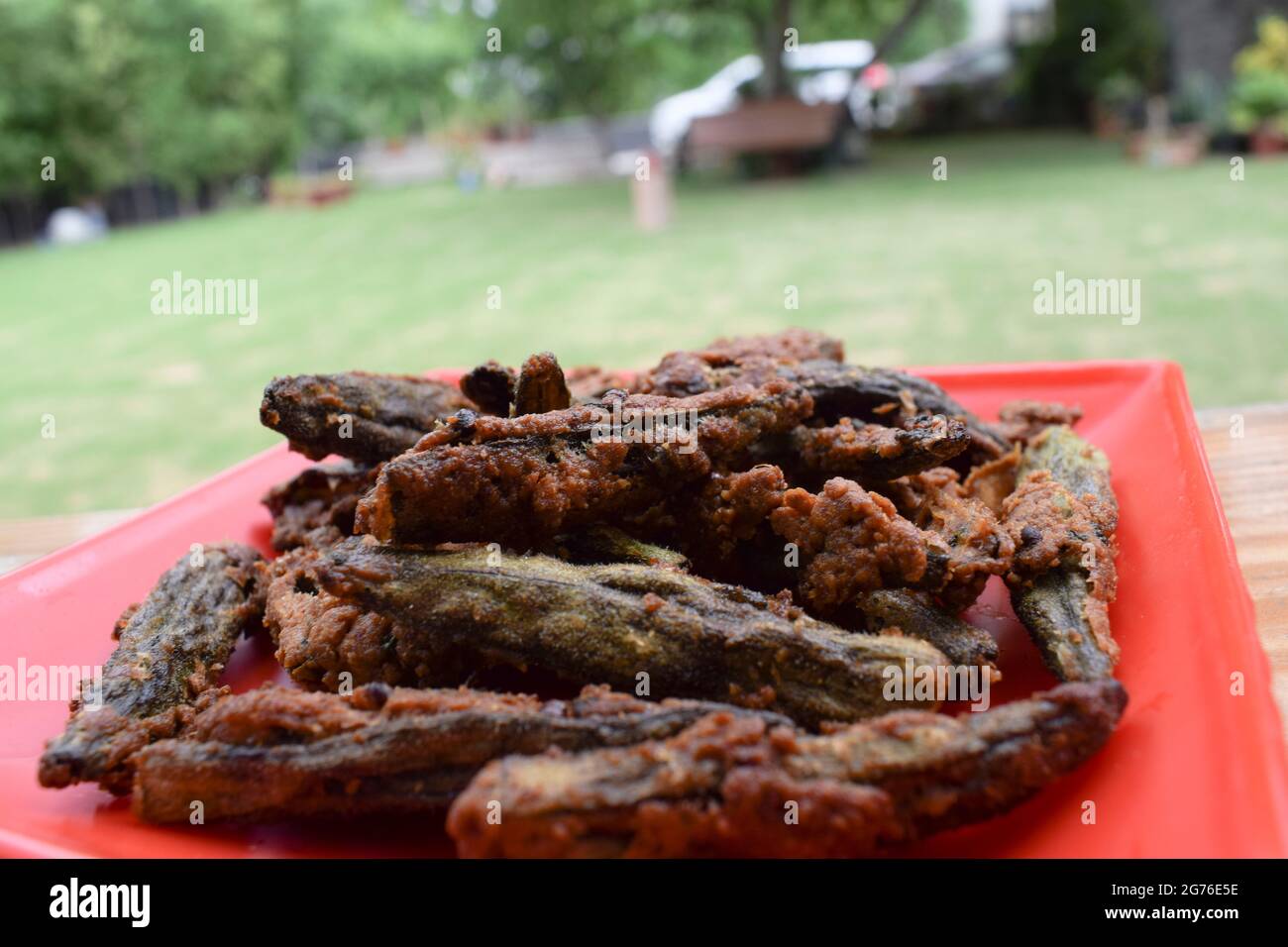 Delicious Kurkuri or Karari Bhindi. Deep fried okra or ladyfinger whole ...