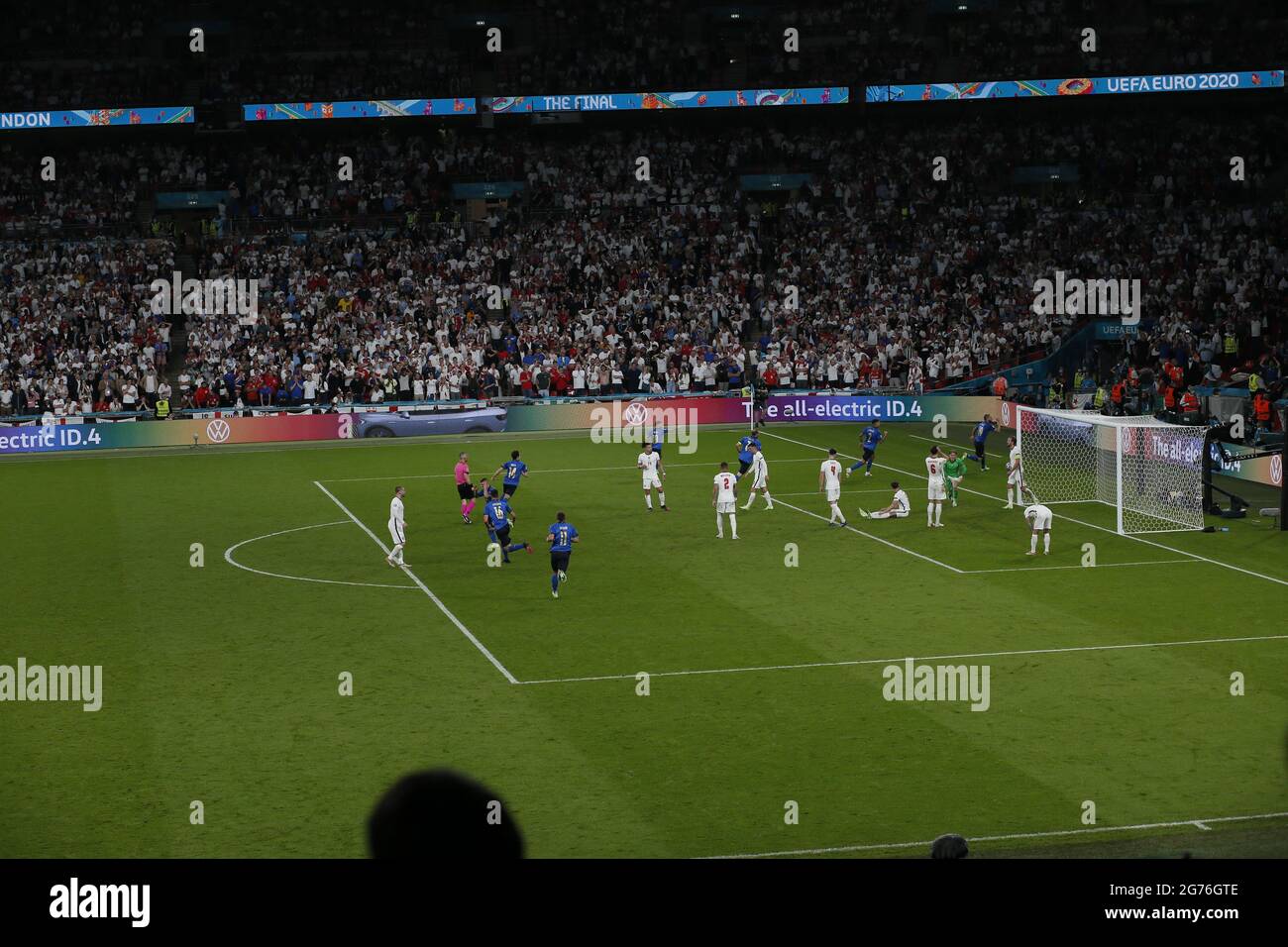 Uefa euro 2020 final hi-res stock photography and images - Alamy