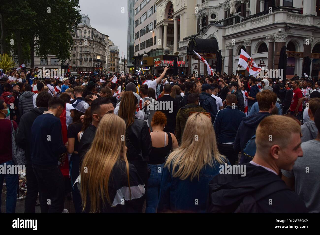 Euro 2020 england supporters hi-res stock photography and images - Alamy