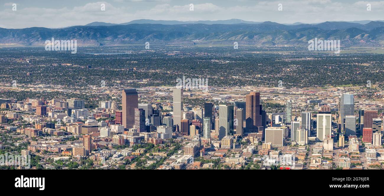 Denver skyline aerial hi-res stock photography and images - Alamy